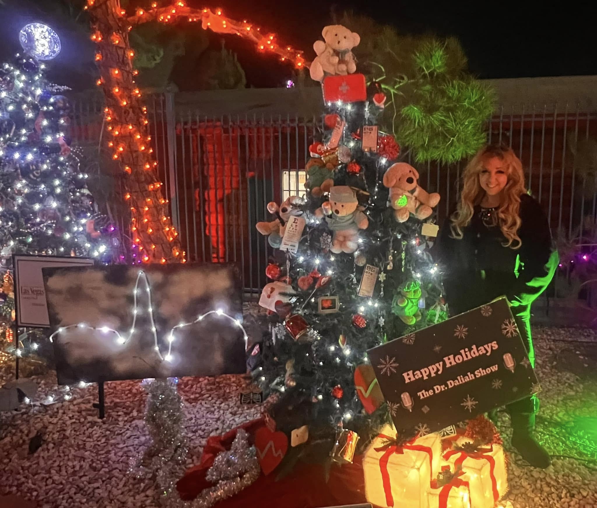 Dr. Daliah Wachs Creates “Medical Tree” for Charity – TALKERS magazine